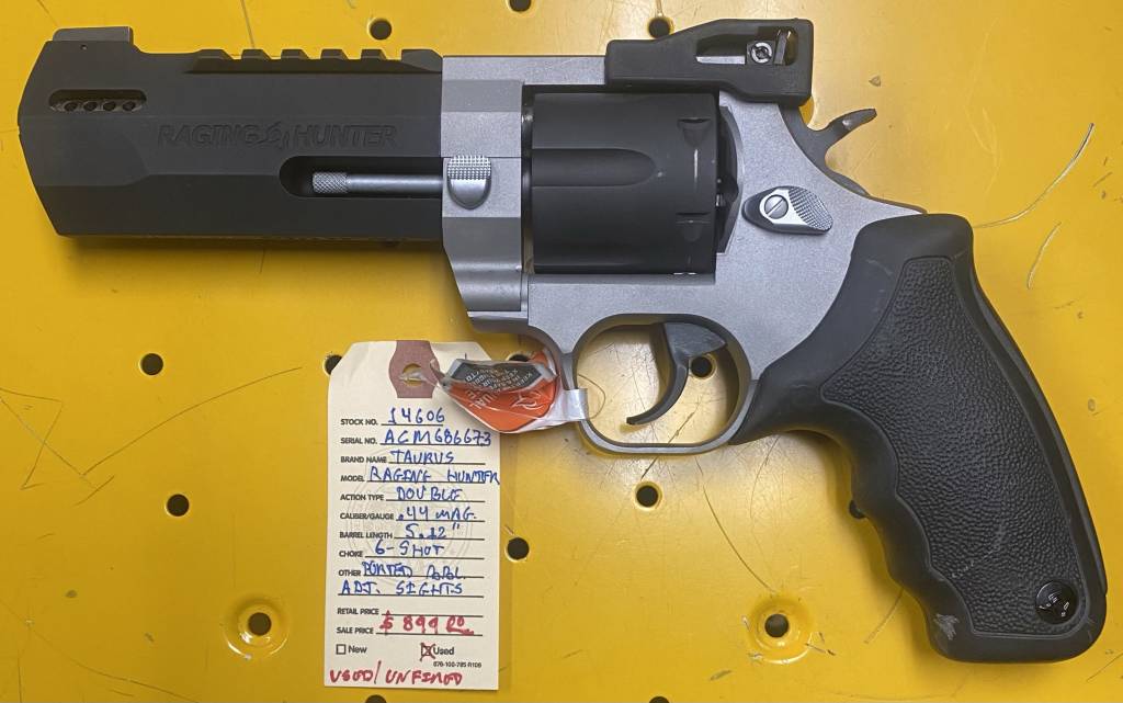 Taruus Raging Hunter 44 mag | Gun Runners