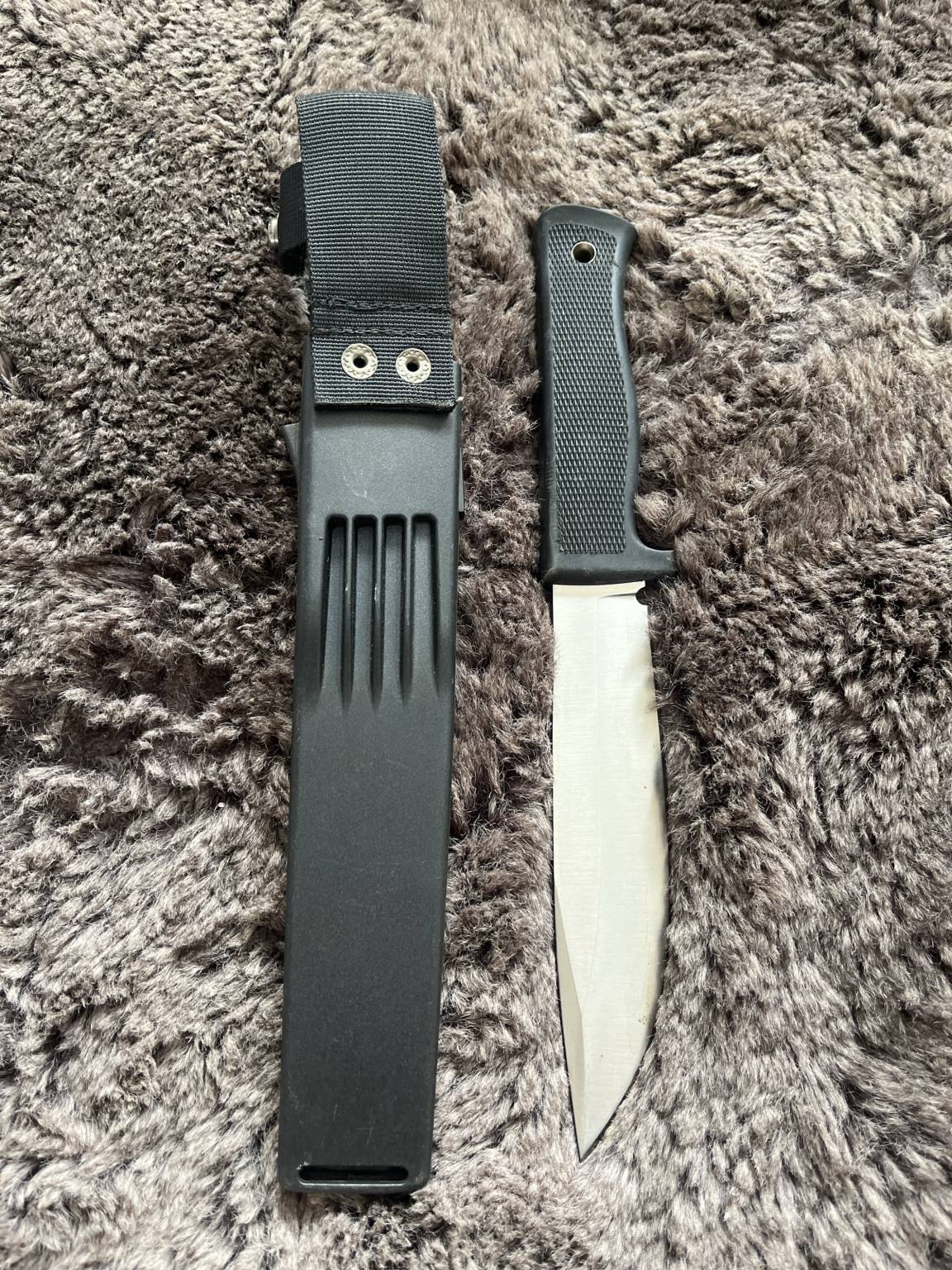 Maxam fixed blade, knife with sheath | Gun Runners
